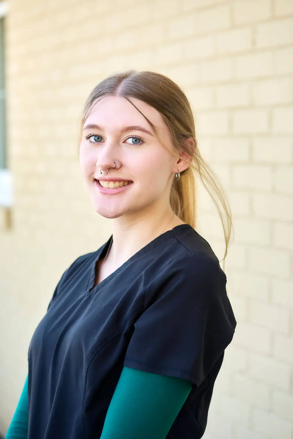Mackenzie Mitchell - Armistead Avenue Veterinary Hospital